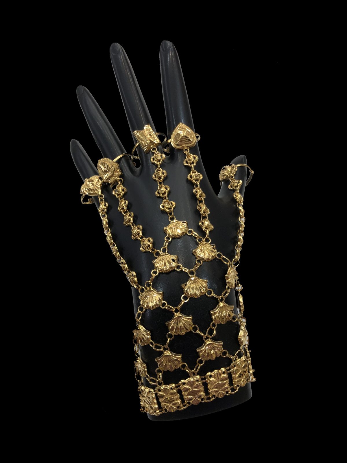 Yellow Gold Hand Bracelet | Alquds Jewelry